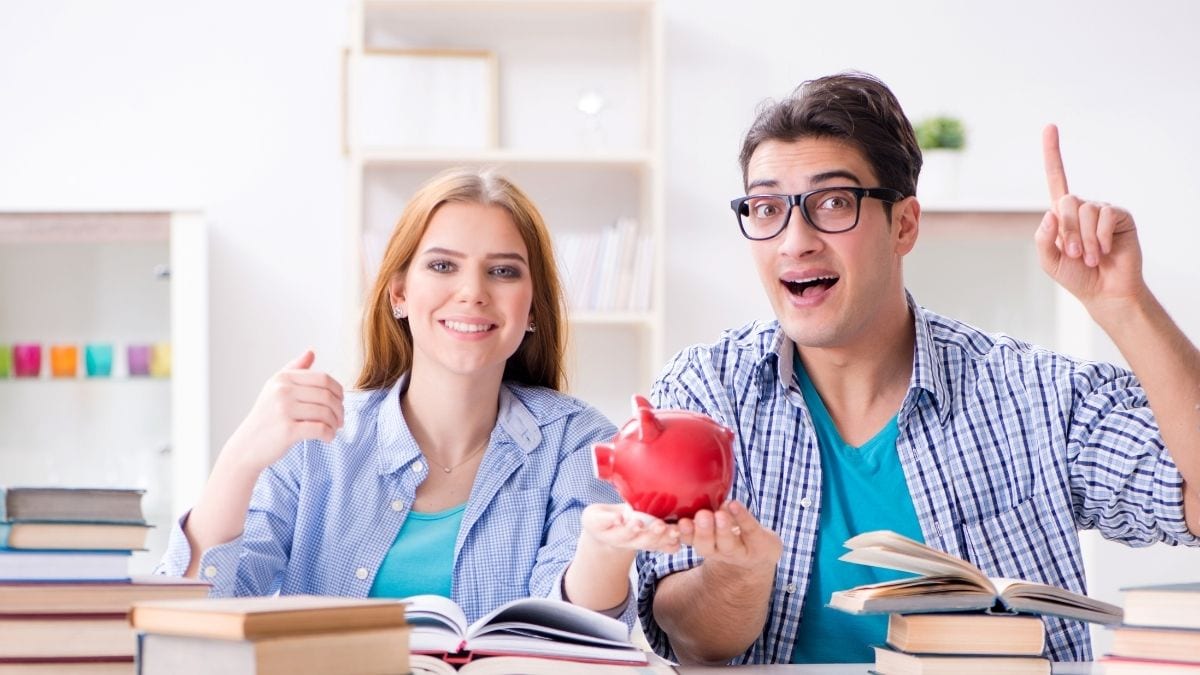 Five practical ways to save money for students - Self Confidence ...